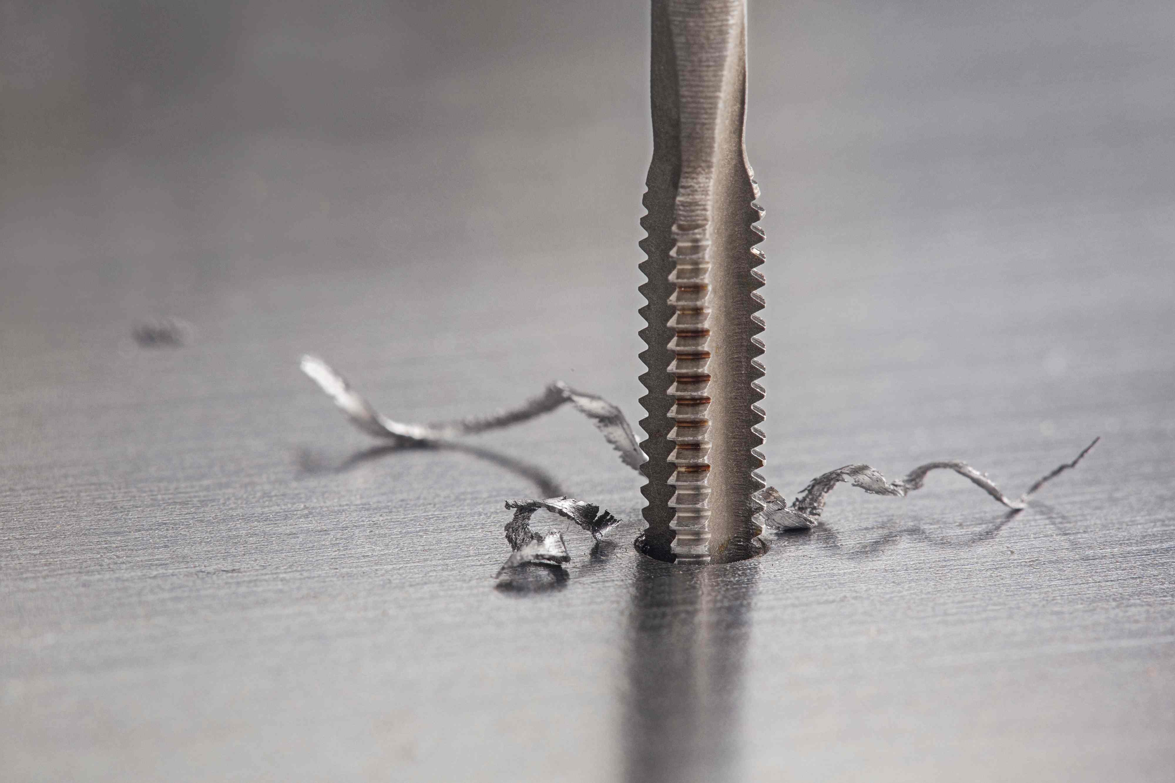 Unterschiede zwischen Feingewinde und Regelgewinde